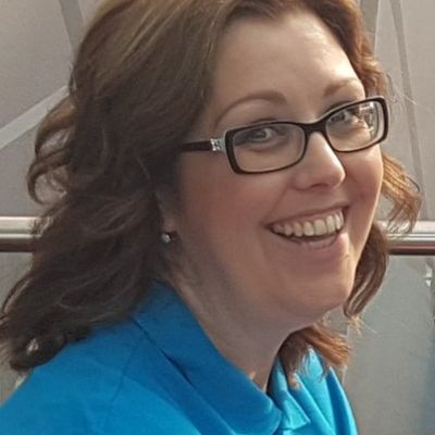 Rising star Kelly shortlisted for Nursing Times award :: Derbyshire ...